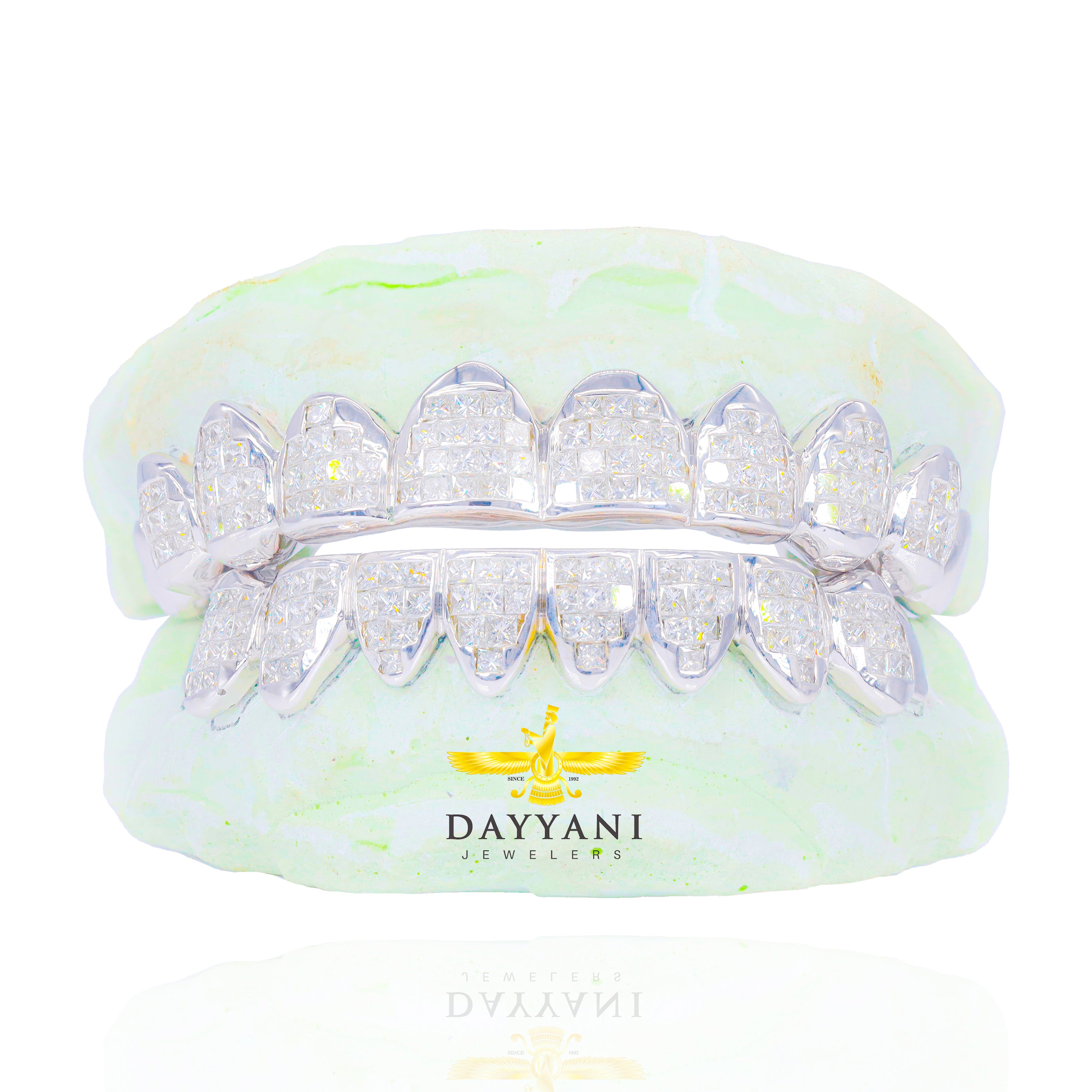 Custom VVS Princess Cut Diamond Gold Grillz (Invisible Setting)