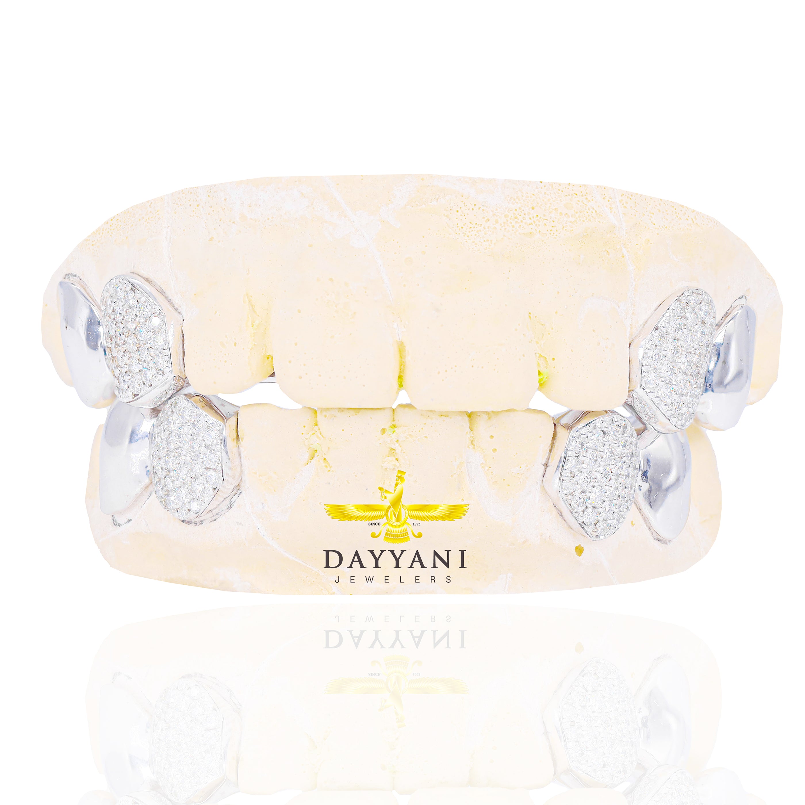 Custom 4 Teeth Diamond Fang 4 Teeth Solid Gold Teeth Top & Bottom Gril